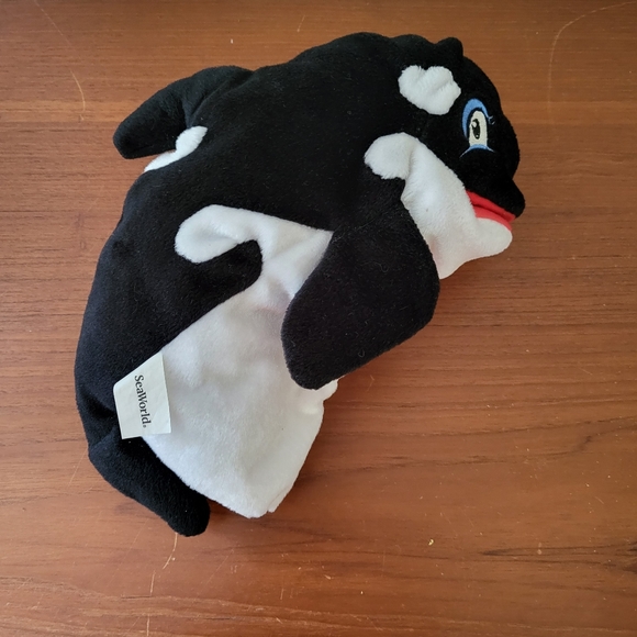 Seaworld | Toys | Seaworld Full Body Shamu Plush Hand Puppet With ...